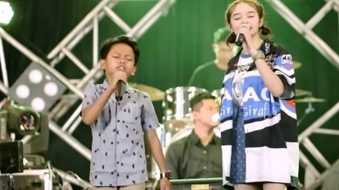 Lirik dan Terjemahan Lagu 'Oplosan' yang Dibawakan Farel Prayoga dan ...