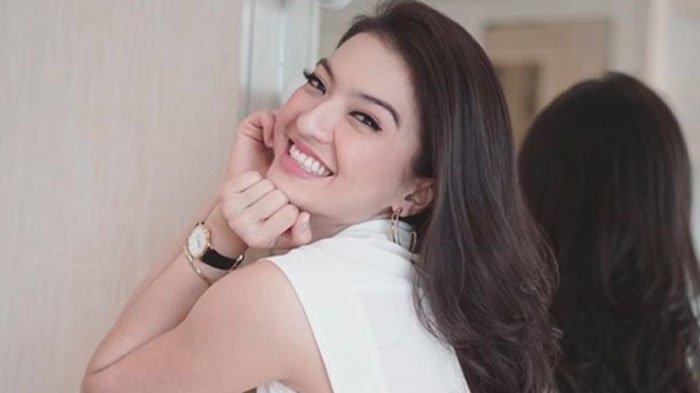 Sosok Pacar Raline Shah Pernah Foto Bareng saat Perpisahan Jokowi ...