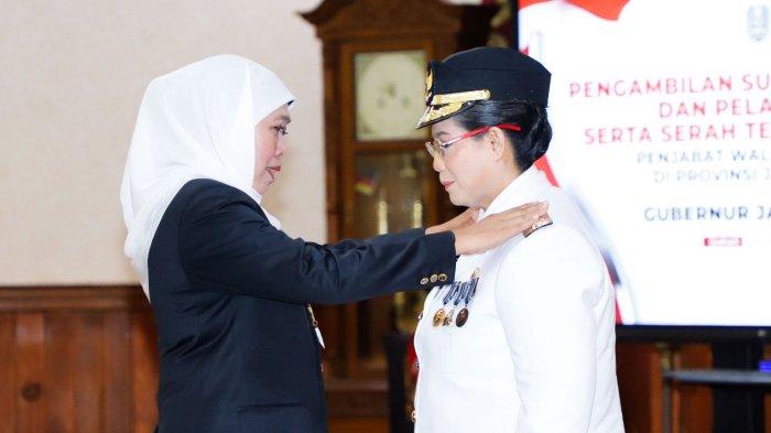 Gubernur Jawa Timur Khofifah Secara Resmi Melantik Zanariah Sebagai Pj ...