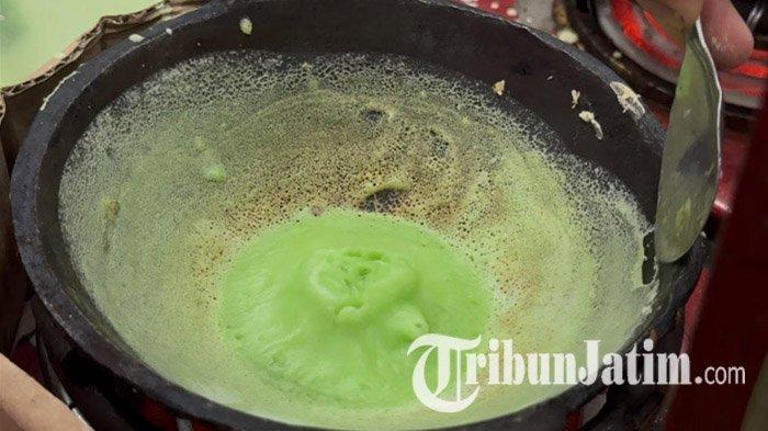 Cicipi Kue Ape Khas Betawi dengan Rasa Manis dan Aroma Pandan di Boom ...