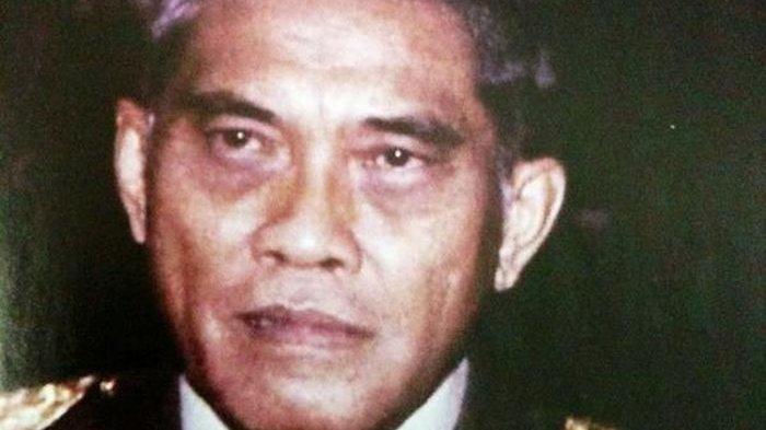 Kisah Kemarahan Benny Moerdani Lempar Baret Merah, Bermula dari Bela ...