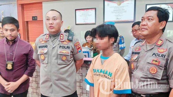 Sebar Video Telanjang Mantan Pacar Karena Sakit Hati, Pemuda Tuban Ini ... Sebar Video Telanjang Mantan Pacar Karena Sakit Hati, Pemuda Tuban Ini ...