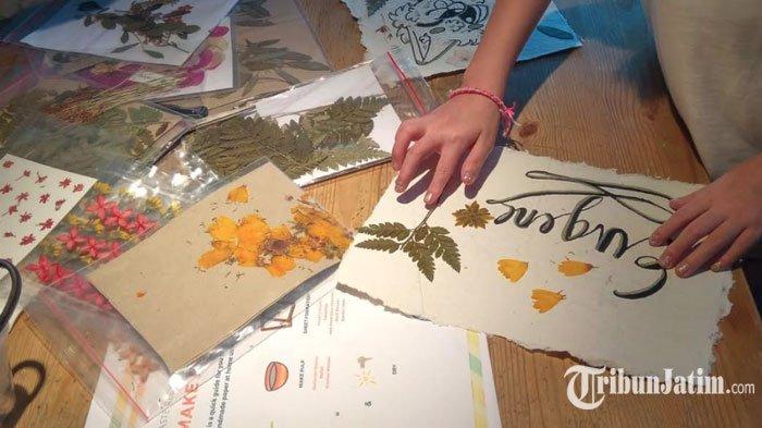 Cara Mendaur Ulang Sampah Kertas Jadi Hiasan Dinding hingga Kartu ...