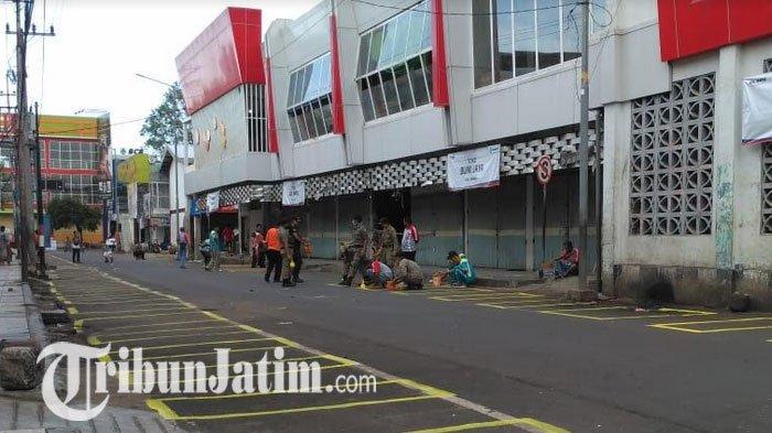 Pasar Tradisional Jember Dibuka Lagi, Ditata Sesuai Protap Covid-19 ...