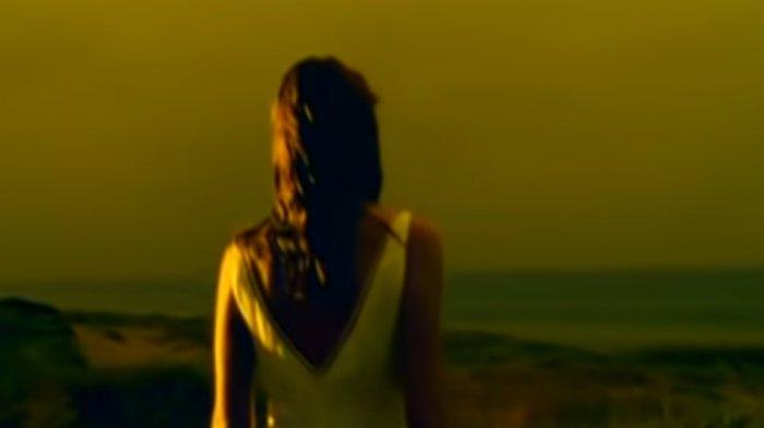 Arti dan Lirik The Second You Sleep - Sayiba, Lagu Galau Viral, 'I Stay ...