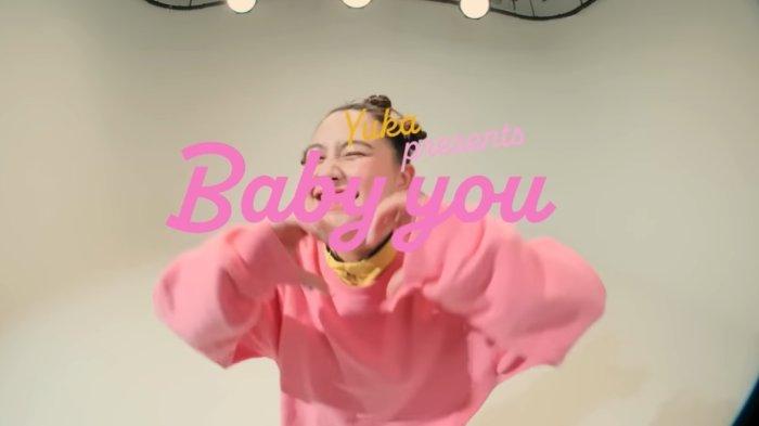 Arti dan Lirik Lagu Baby You - Youka, Viral di TikTok, Ungkapan Jatuh Cinta yang Manis: Kizuite ...