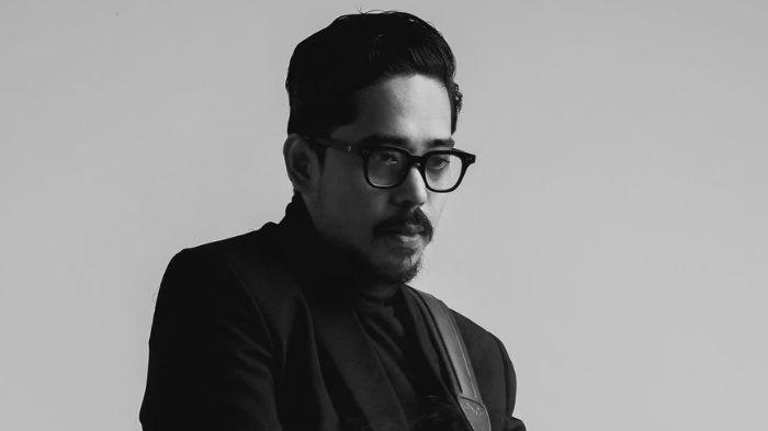 Makna & Lirik Lagu Bunga Abadi - Rio Clappy, Viral di TikTok: Menjaga ...