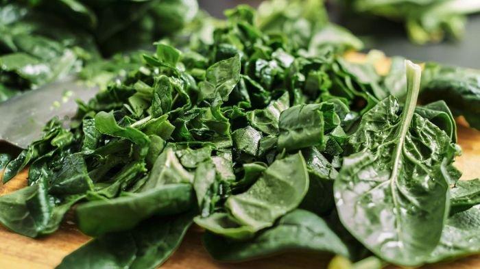 Rekomendasi Cara Menurunkan Berat Badan dengan Menu Diet Bayam: Mudah ...