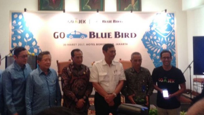 Blue Bird dan Go-Jek Ciptakan Layanan Baru, Begini Perhitungan Tarif ...