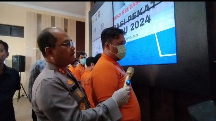 Sosok Pemuda 24 Tahun di Pacitan Dibekuk Polisi di Hotel, Buka Praktek ...