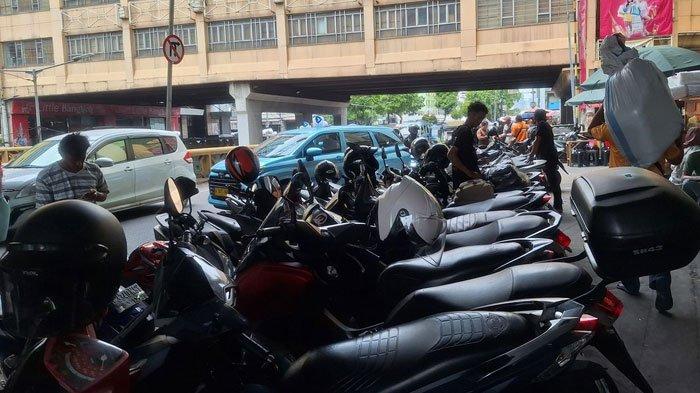 Pengunjung Kapok ke Pasar usai Kena Getok Parkir Liar Rp60 Ribu, Dishub ...