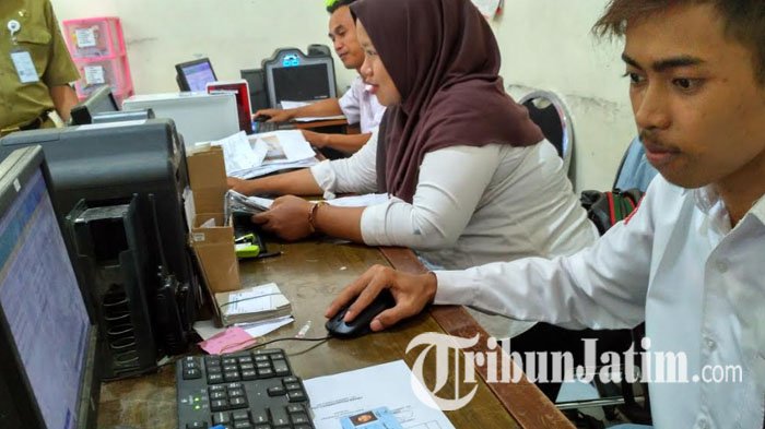 Dispendukcapil Tuban Ungkap Alasan Lamanya Pembuatan e-KTP, Ada yang ...