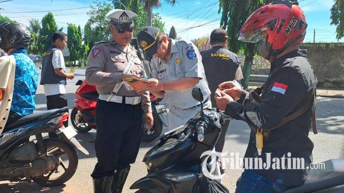 Ratusan Warga Terjaring Razia Kendaraan Bermotor di Tuban, 5 Motor Diamankan - Tribunjatim.com