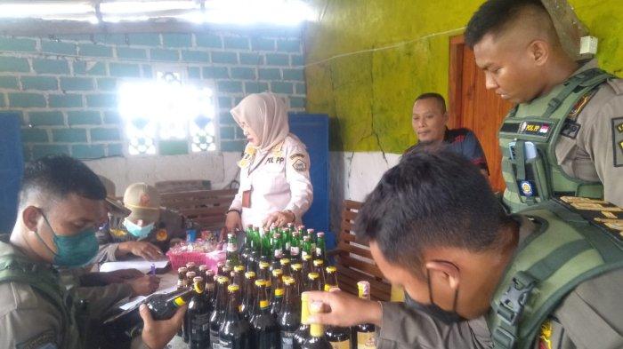 Resahkan Warga, Warung di Ngimboh Gresik Jadi Sasaran Razia, Petugas Sita Puluhan Botol Miras ...