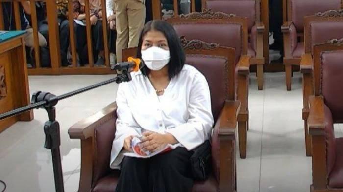 Gerak-gerik Putri Candrawathi 'Bercanda' saat Sidang Pembunuhan Brigadir J, Pengacara Angkat ...