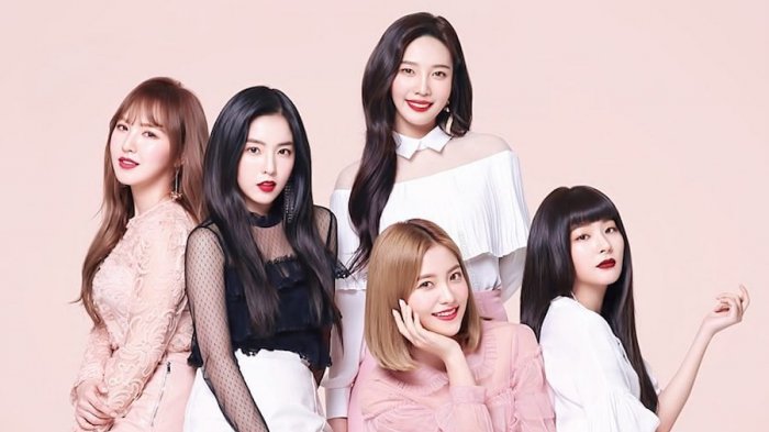 Setelah 4 Tahun Debut, Red Velvet Akhirnya Rilis Light Stick Resmi ...