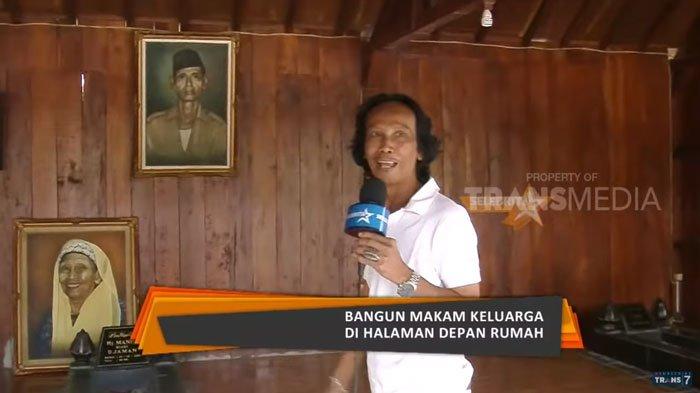 Mengintip Rumah Mandra yang Bergaya Betawi Klasik, Ada Kuburan di ...