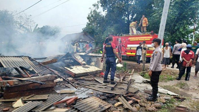 Nasib Pasutri di Probolinggo, Rumah Semi Permanen Ludes Dilalap Api, Gegara Obat Nyamuk Bakar ...