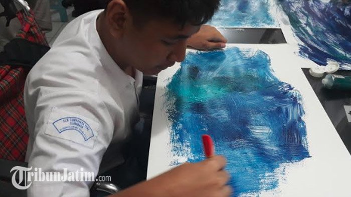 Alumni Desain Komunikasi Visual UK Petra Kenalkan Melukis Sebagai ...