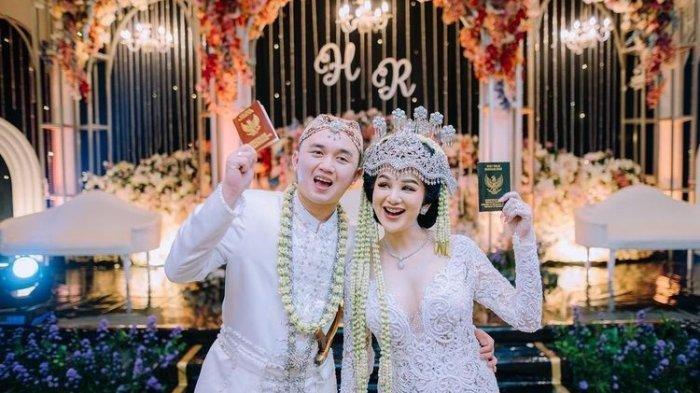 Sosok Randy Suami Hana Hanifah Diduga Selingkuh, Istri Kecewa Gugat ... Sosok Randy Suami Hana Hanifah Diduga Selingkuh, Istri Kecewa Gugat ...