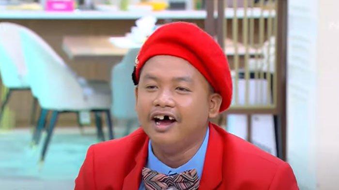 Sosok Dustin Tiffani, Ternyata Dulu 'Kuis Hunter' Radio, Dijuluki Zero Logic Gegara Gaya ...