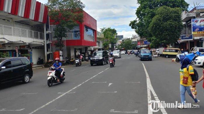 Hari Pertama PPKM Darurat, Begini Situasi Jalanan dan Pertokoan di ...