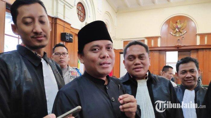 Sugi Nur Akan Ajukan Pledoi Pribadi, Bacakan Ayat Suci untuk Kejaksaan ...