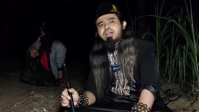 Gus Samsudin Kian Terpojok, Kitab Rujukan Ternyata Sesat? Ustaz Faizar ...