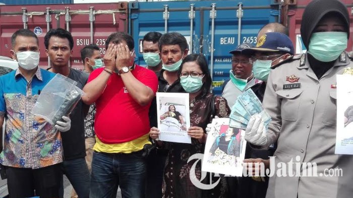 Limbah Beracun - Warga Rusunawa Romokalisari Tuntut Ganti Rugi Tak ...