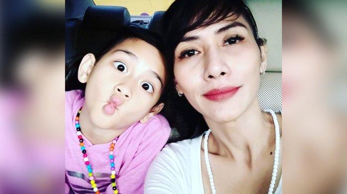 Kehadirannya Ditolak Rezky, Wajah Cantik Kekey Putri Wenny Ariani Jadi Bukti Warisi DNA Suami ...