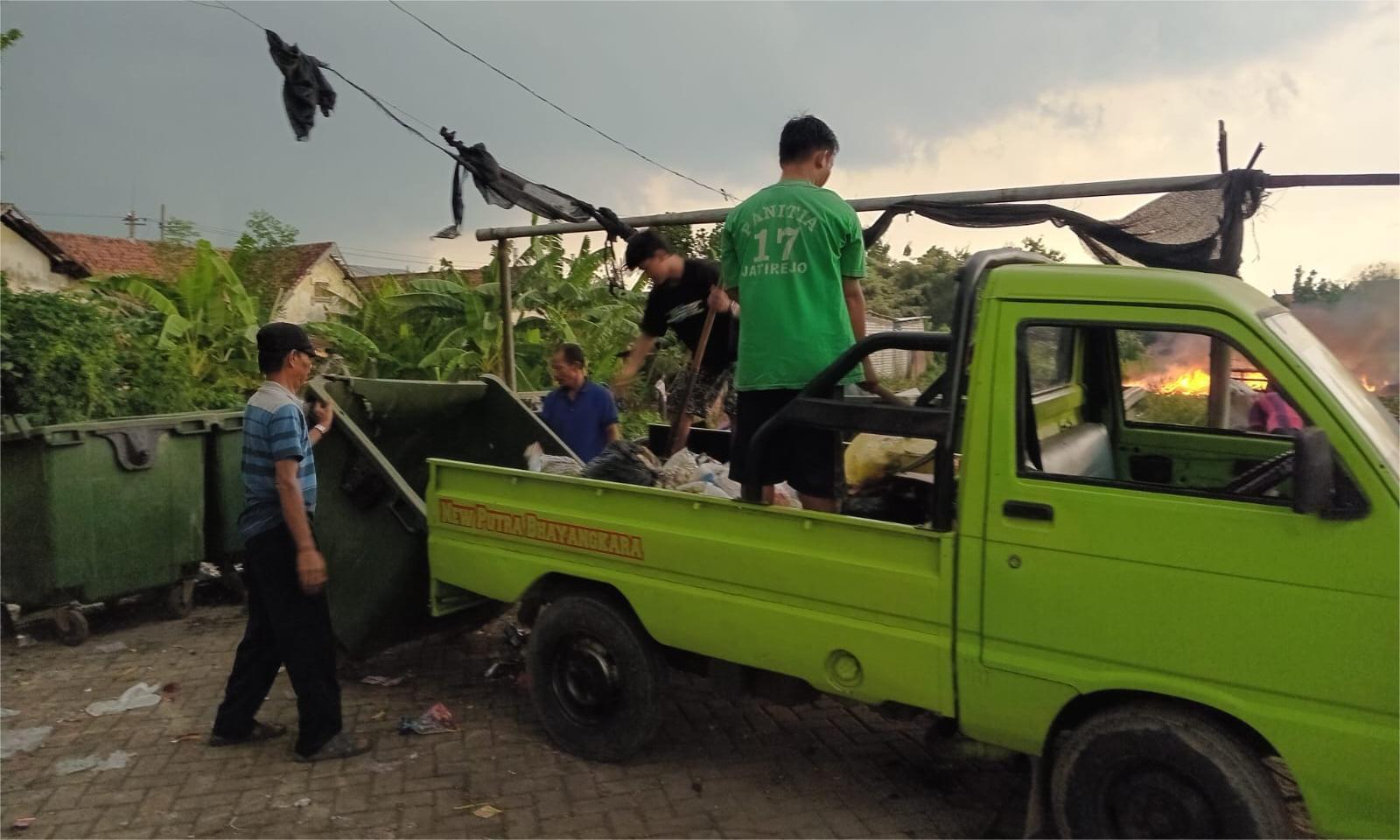 Cara Jitu Desa di Jombang ini Atasi Masalah Sampah, Sediakan Tong ...