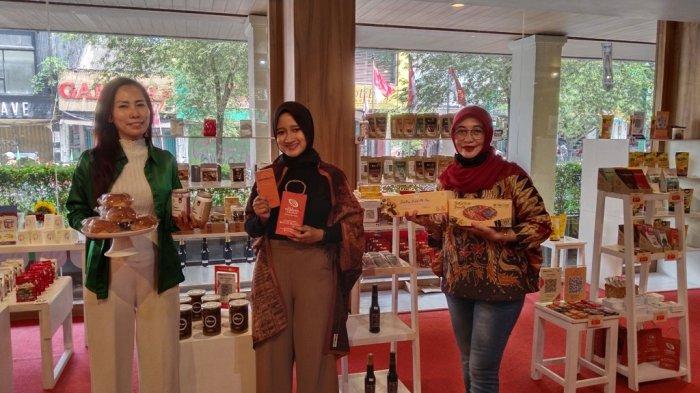 40 UKM Pamerkan Inovasi Pangan dalam Gelar Produk Unggulan UKM Istimewa ... 40 UKM Pamerkan Inovasi Pangan dalam Gelar Produk Unggulan UKM Istimewa ...