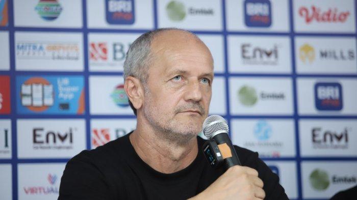 Ajak Riak Cetak Gol Debut Bersama PSS Sleman, Risto Vidakovic: Gol yang ...