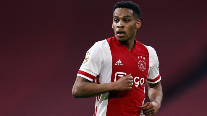 Tunggu Kesepakatan Arsenal dengan Ajax untuk Timber, MU dan Liverpool ...