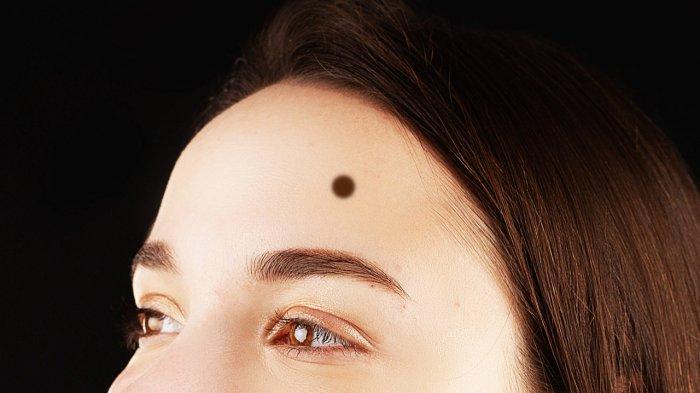 Arti Tahi Lalat di Dahi Kanan, Kiri, dan Tengah Menurut Primbon Jawa ...