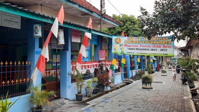 Jelang HUT Kemerdekaan RI, 800 Ribu Atribut Bernuansa Merah Putih ...