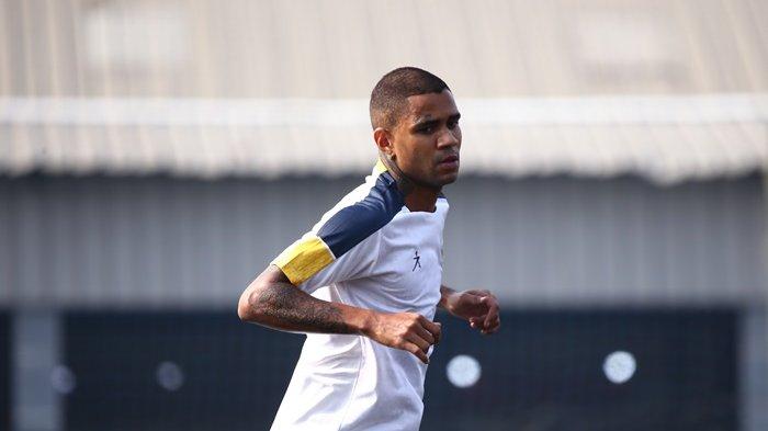 Striker Asing Anyar PSIM Yogyakarta Augusto Neto Sudah Gabung Latihan ...