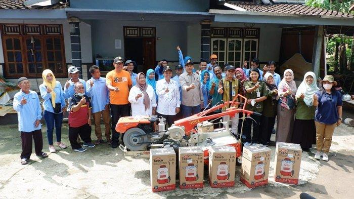 Petani Kedelai Gunungkidul Terima Bantuan Alsintan dari Kementrian ...