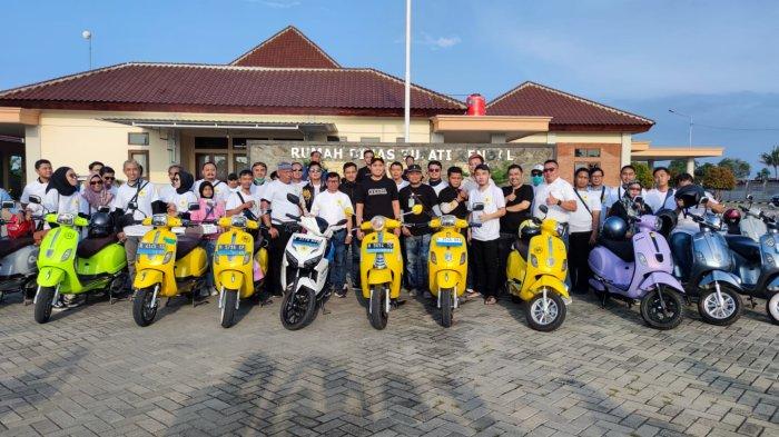 Bupati Kendal Ngabuburide Bersama Komunitas Motor Listrik Dukung Ekosistem Kendaraan Listrik ...