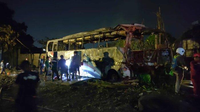 BREAKING NEWS: Kebakaran Garasi Bus Maju Lancar, Satu Bus Hangus Dilalap Api - Tribunjogja.com