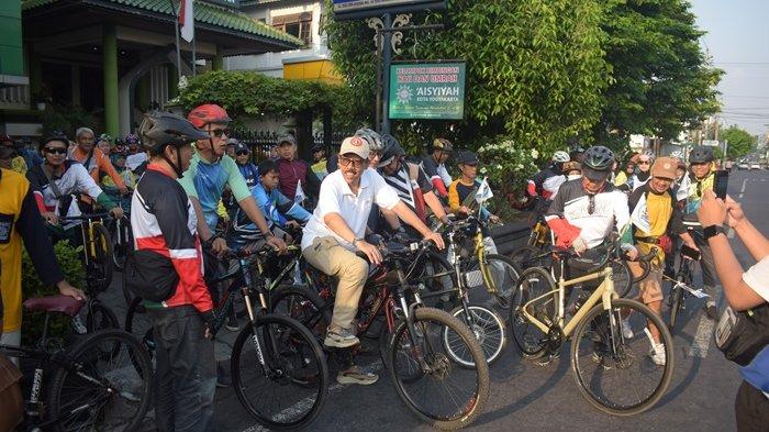 Komunitas Gowes Muhammadiyah Sepedaan Minggu Pagi Bersama Afnan Hadikusumo - Tribunjogja.com