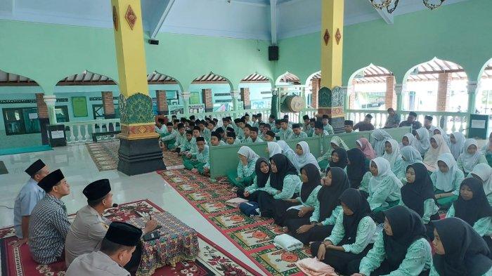 Cegah Petasan dan Perang Sarung, Kapolsek Muntilan Gelar Safari Kamtibmas - Tribunjogja.com