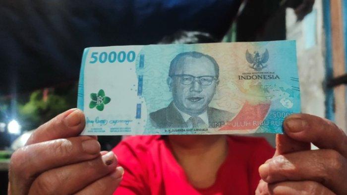 Cerita Mbok Lastri Penjual Pecel Ayam di Klaten Dibayar Pakai Uang ...