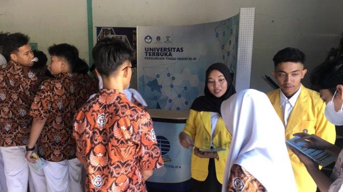 Tawarkan Perkuliahan yang Fleksibel, UT Yogyakarta Tarik Perhatian ...