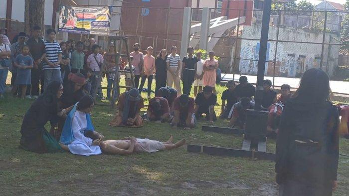 Gereja Katolik Santa Perawan Maria Purworejo Gelar Visualisasi Jalan Salib
