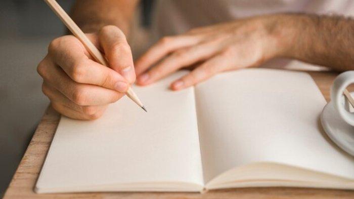 Khazanah Ilmu dalam Guratan Pena: Menulis sebagai Jalan Menuju Rida ...