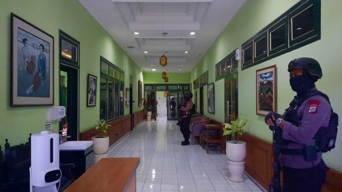 KPK Kembali Geledah Ruang Kerja Wali Kota dan Dua Kantor Dinas, Pemkot Yogyakarta Siap ...