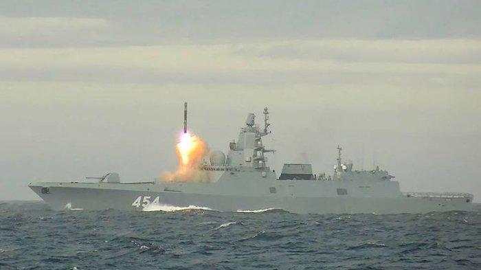Kapal Fregat Inggris Pantau Keberadaan Kapal Berpeluru Kendali Rusia ...