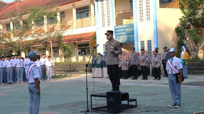 Jadi Pembina Upacara, Kapolresta Magelang Imbau Pelajar Tak Keluyuran Saat Malam Hari ...