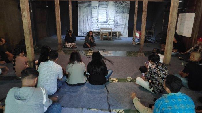 Kelompok Sedhut Senut Populerkan Kembali Sandiwara Bahasa Jawa Melalui ...